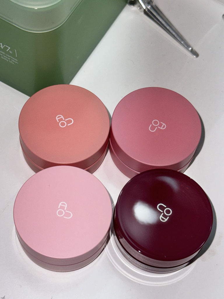 True to its name, Cold Balm!! It's really so prett...